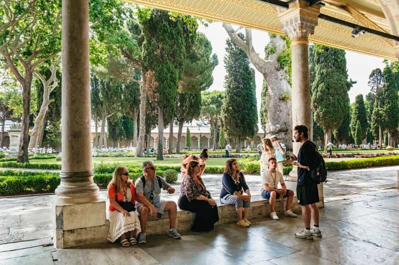 Istanbul: Topkapi Palace and Harem Guided Tour with Ticket - The Detailed Experience: What You Can Expect from the Tour