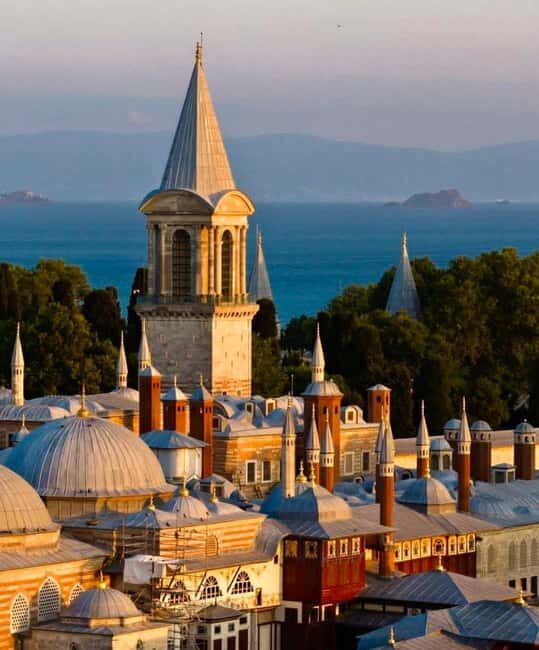 Istanbul: Topkapi Palace and Harem Ticket with Audio Guide - Exploring Topkapi Palace: What You’ll Experience