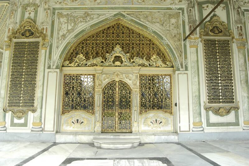 Istanbul: Topkapi Palace & Harem Tour Skip-the-Line Ticket - Authentic Customer Experiences