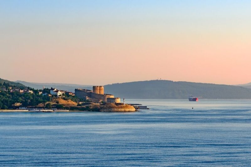 Istanbul: Troy Guided Bus Tour with Ferry Tickets & Lunch - Transport, Timing, and Tour Logistics