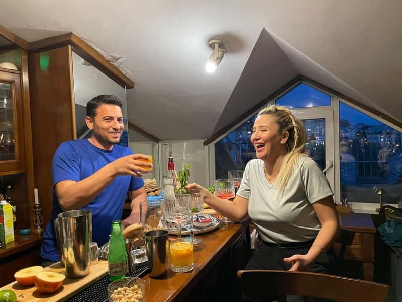 Istanbul: Turkish Cocktail Workshop with Locals at Home Bar - The Setting and Atmosphere
