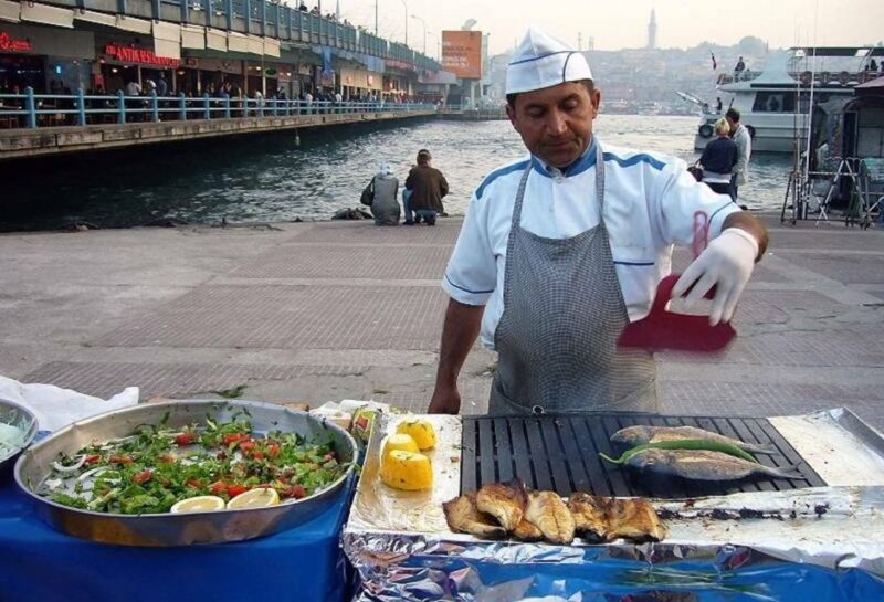 Istanbul: Turkish Food Tour in Kadikoy Across the Bosphorus - Discovering Istanbul’s Asian Side Through Its Food