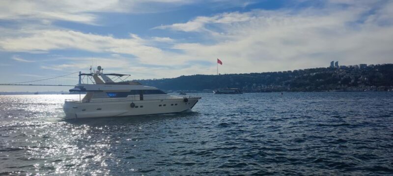 Istanbul:Golden Horn&Bosphorus Sunset Cruise on Luxury Yacht - The Value and Who Should Consider This Tour