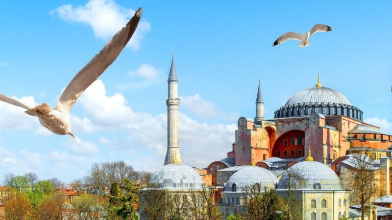 Istanbul's Popular Duo: Hagia Sophia & Topkap Palace - Authenticity and Value