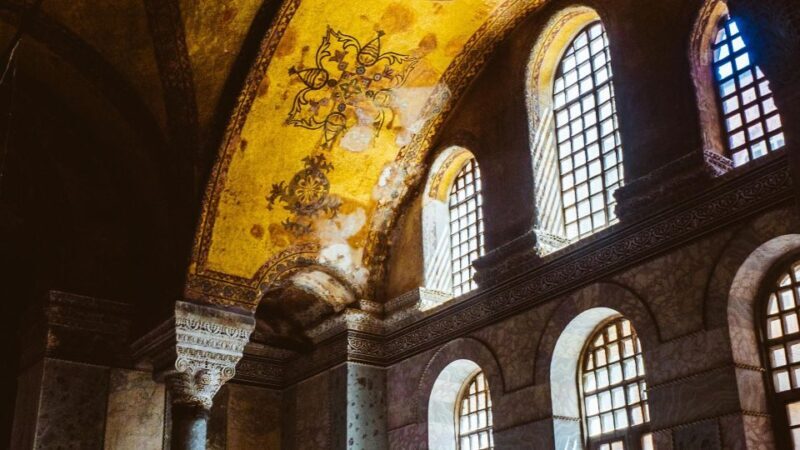Istanbul's Popular Duo: Hagia Sophia & Topkap Palace - FAQs