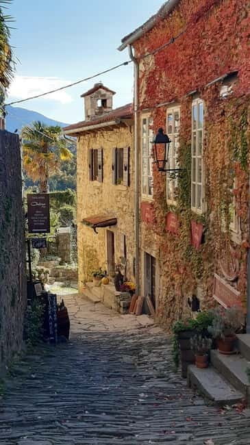 Istria: Unknown Istria and "World's Smallest City" Hum - Key Points
