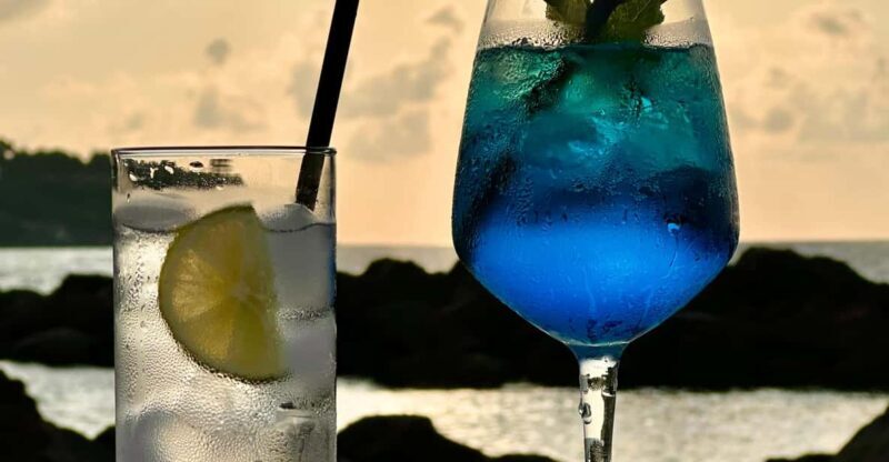 Italian aperitif at the sunset by the sea - Introduction
