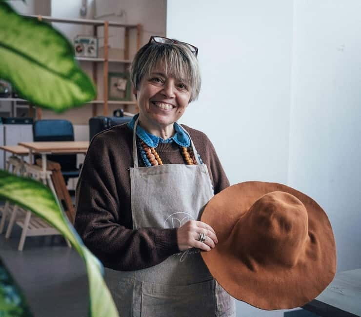Italian Experience: Create your own Fedora hat in Milan - What the Workshop Covers: A Step-by-Step Breakdown