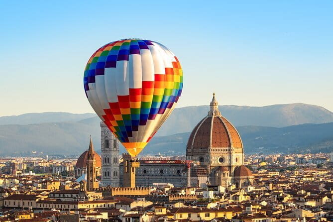 Italian Opera in Santa Monaca Church with Dinner - FAQs