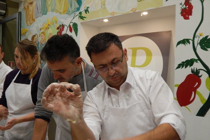 Italian Pizza Cooking Class with Chef Francesco in Padova - Who Will Love This Tour?