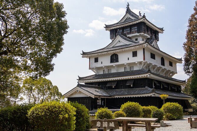 Iwakuni Day Trip from Hiroshima: Private Car to Kintaikyo Bridge - Discovering Iwakunis Charms