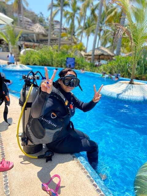 Ixtapa: Underwater Adventures in Zihuatanejo - The Experience in Detail