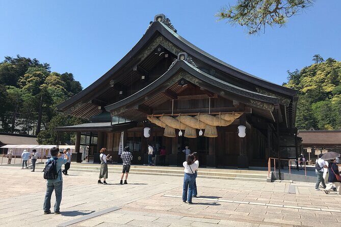 Izumo: Walking the Sacred Grounds of Izumo Taisha - Key Points