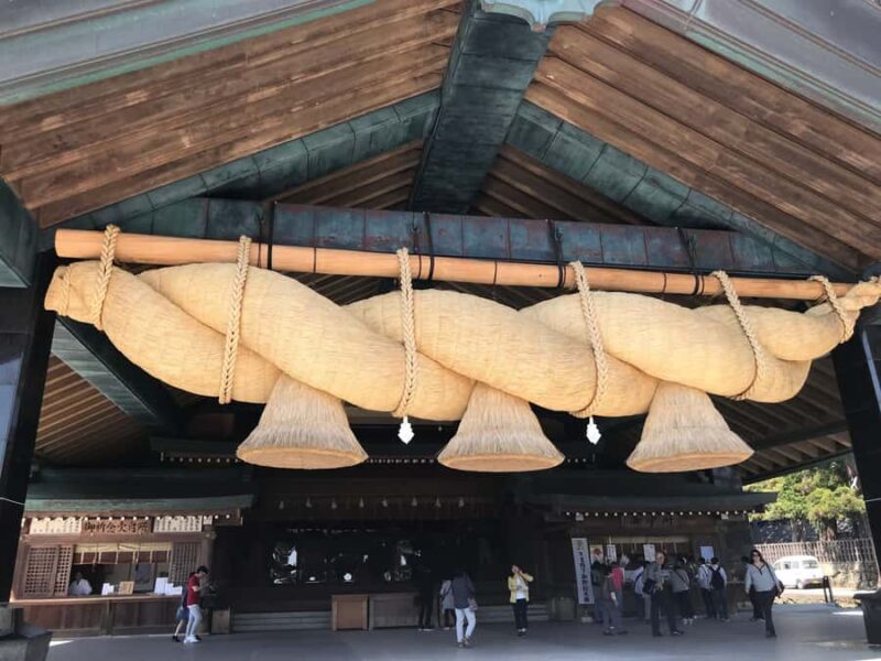 Izumo: Walking the Sacred Grounds of Izumo Taisha - An In-Depth Look at the Izumo Taisha Guided Tour