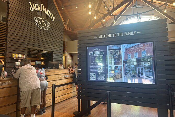 Jack Daniels Private Distillery and Dine Tour from Nashville - An In-Depth Review of the Jack Daniels Private Distillery and Dine Tour