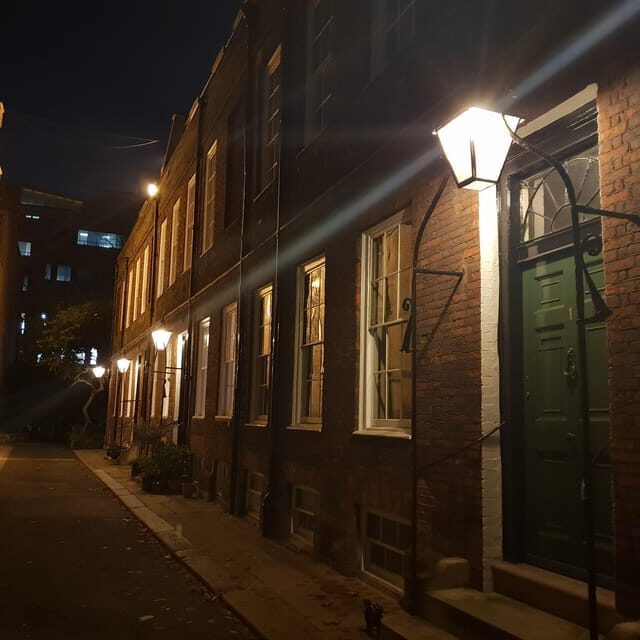 Jack the Ripper Tour with Fish & Chips Meal - The Value and Practicality