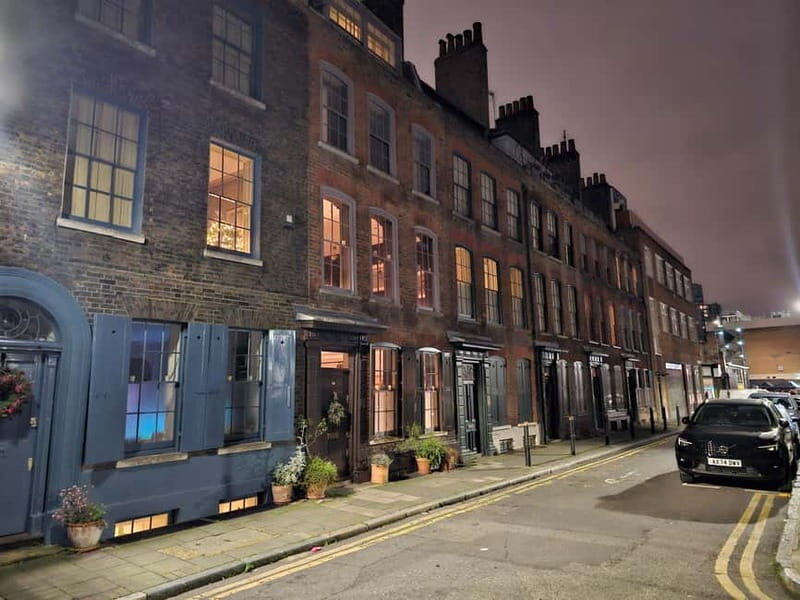 Jack the Ripper Walking Tour with Sinead (Seen on YouTube) - The Practical Details