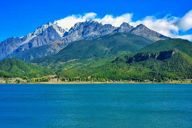 Jade Dragon's Hidden Trails: Authentic & Off-The-Beaten-Path - An In-Depth Look at the Itinerary