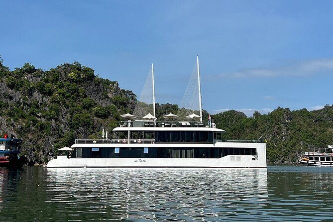 Jade Sails: The Most Luxury Day Cruise Explore Lan Ha Bay - Key Points