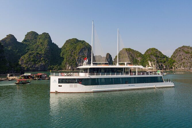 Jade Sails -Top Luxury Halong Bay Day Cruises ( Highest Limousine- Expressway) - An In-Depth Look at What the Tour Offers