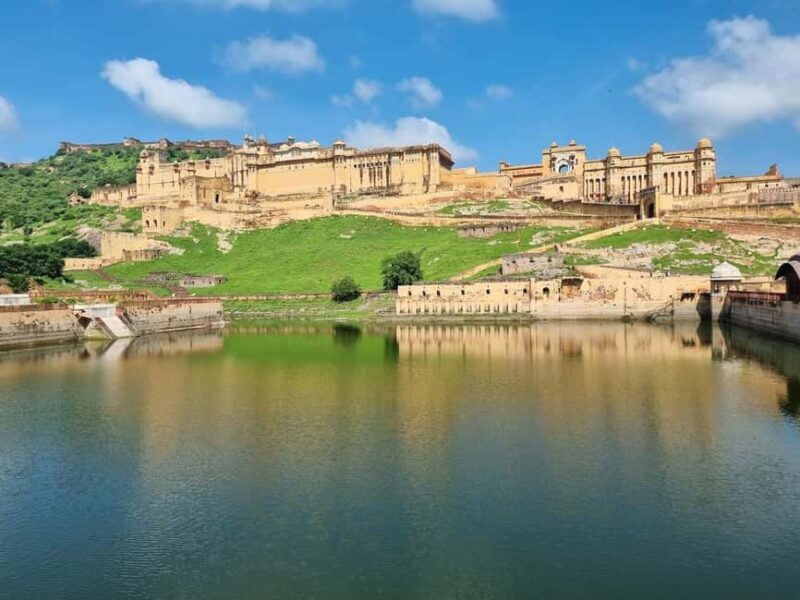 Jaipur: Amber Fort Guided Tour and Entry Ticket - Who Should Book This Tour?