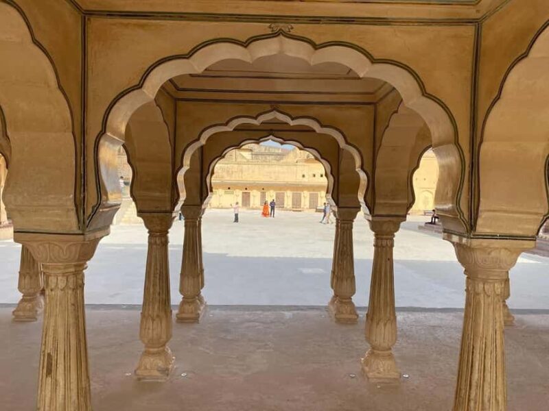Jaipur: Amber Fort Guided Tour and Entry Ticket - The Sum Up