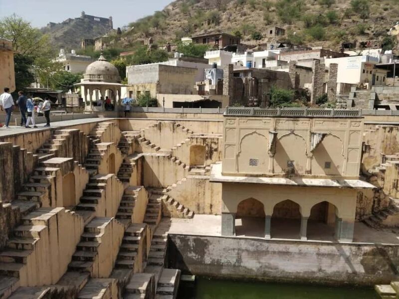 Jaipur: Amer Fort Guided Tour with Local Guide - Why This Tour Is a Great Choice for Travelers