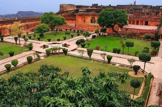 Jaipur: Amer Palace, Jal Mahal & Stepwell Private Half-Day Tour - FAQ
