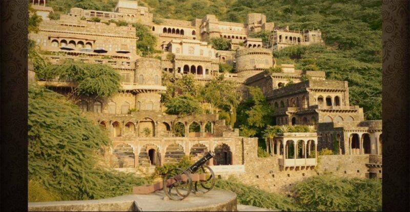 Jaipur: Chand Baori & Bhangarh Fort tour - All Inclusive - Who Is This Tour Best For?