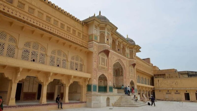 Jaipur: City Palace, Hawa Mahal & Jantar Mantar Private Tour - What to Know Before You Go