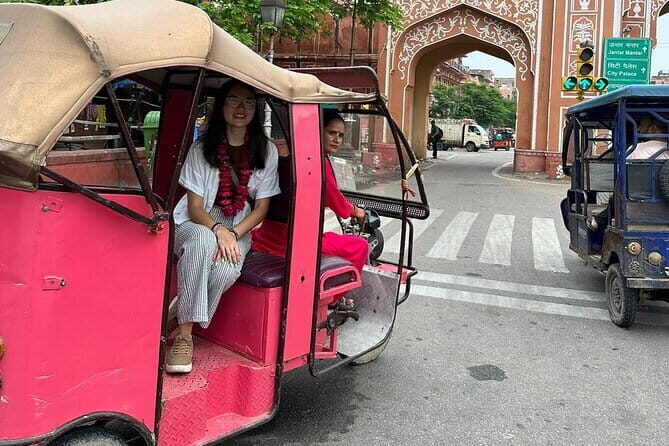 Jaipur City Tour by Women-Driven E-Rickshaw - Who Is This Tour Best For?