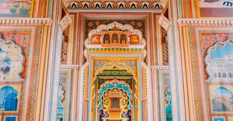 Jaipur City Tour: City Palace, Jantar, Hawa & Jal Mahal - Key Points