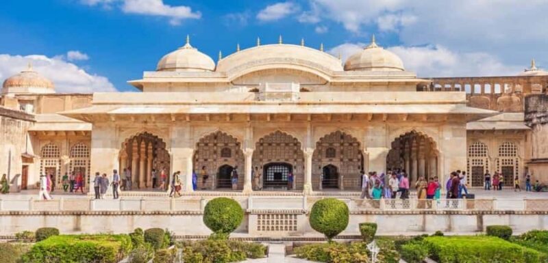 Jaipur Day Trips: Forts, Palaces & Stepwell Tour with Guide - Key Points