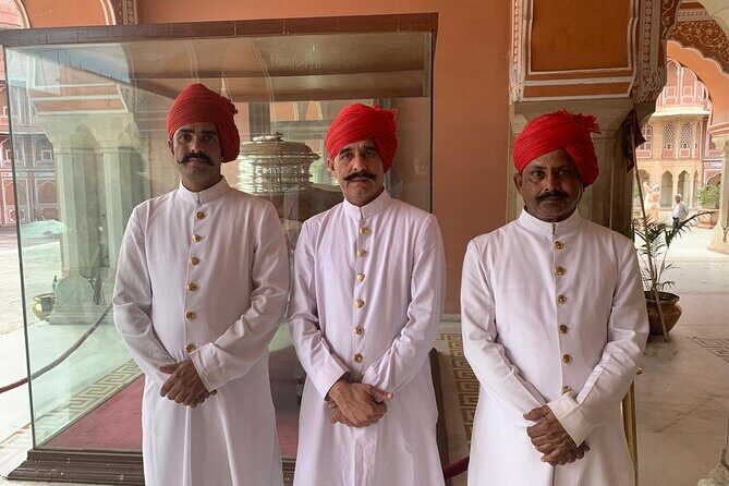 Jaipur Discovery with Guide and driver - FAQs