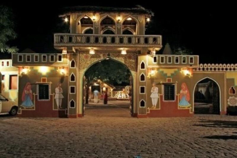 Jaipur Evening Tour Chokhi Dhani village culture with dinner - Key Points