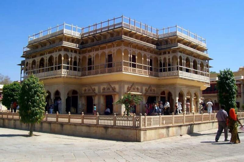 Jaipur: Full Day City Sightseeing Tour with Car and Guide - FAQ