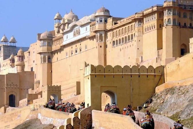 Jaipur Full-Day Guided Tour From Delhi - Visiting Amber Fort – The Hilltop Fortress