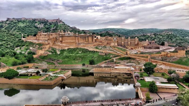 Jaipur: Full-Day Sightseeing Tour w/ Guide & Lunch (Buffet) - FAQ