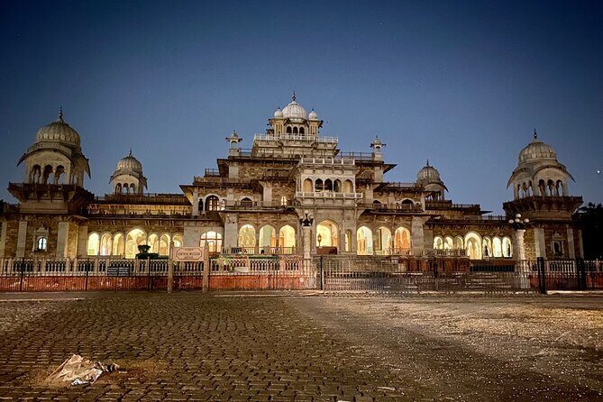 Jaipur Full-Day Tour with Car Guide, Flower Market & Bazaars - The Value Proposition