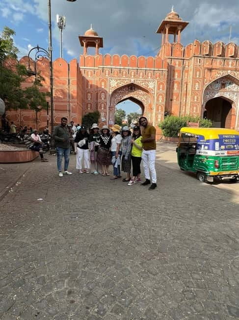 Jaipur: Full-Day Tuk-Tuk Sightseeing Tour with Monkey Temple - Who Should Book This Tour?