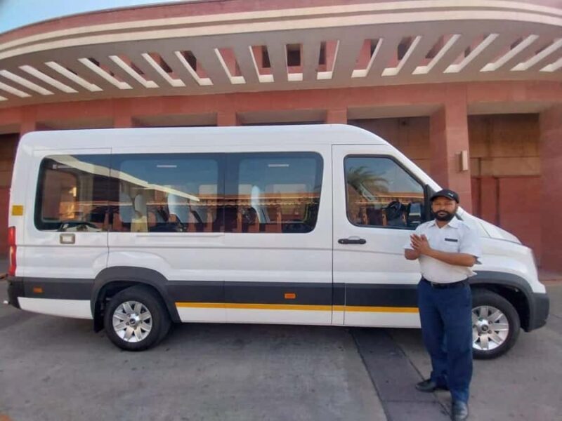 Jaipur Group Sightseeing Tour with Transfers and Guide - Who Is This Tour Best For?