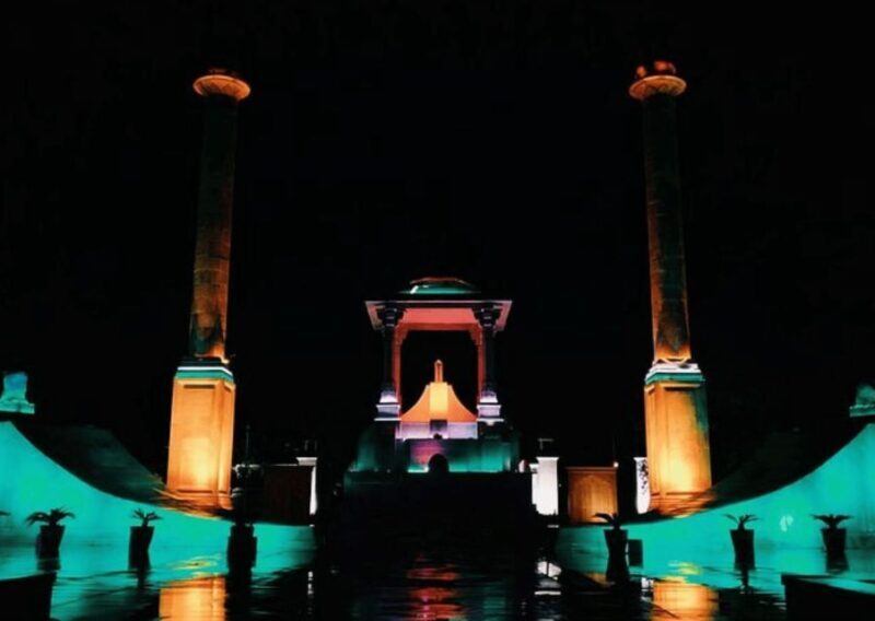 Jaipur: Guided Evening Walking Tour with a Local - The Sum Up