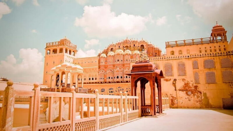Jaipur: Half-Day Amer Fort, Jal Mahal & Stepwell Tour - The Sum Up