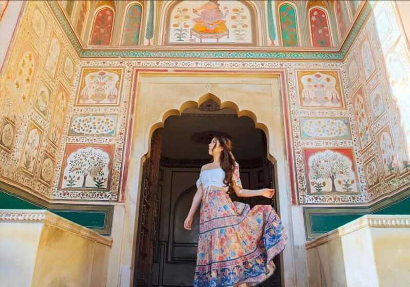 Jaipur: Half-Day Guided Sightseeing Tour with Flower Market - Key Points