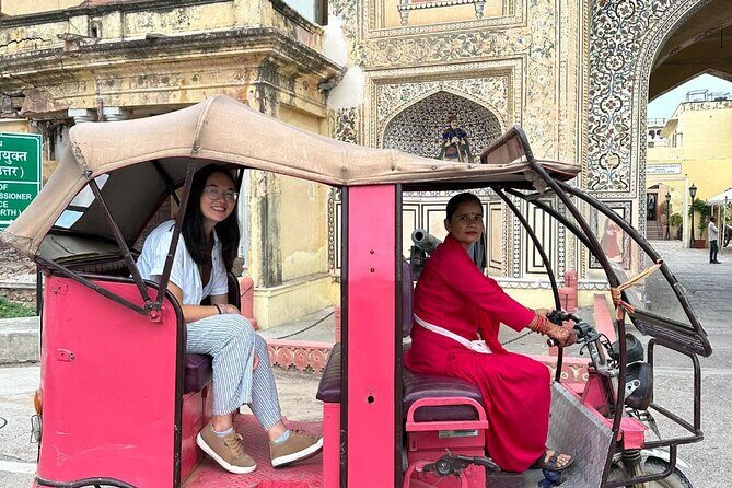 Jaipur Half-Day Heritage Tour by Women-Driven E-Rickshaw - Who Should Consider This Tour?