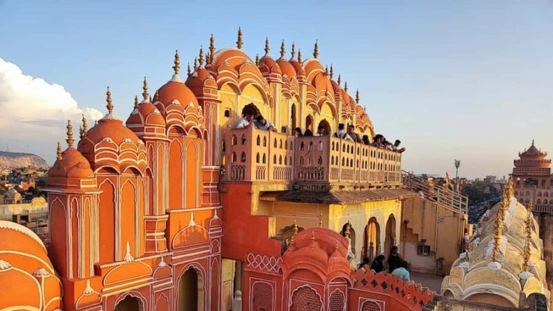 Jaipur: Hawa Mahal, Palace Guided Tour with Entry Ticket - The Experience and Reviews