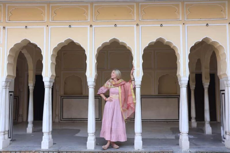 Jaipur: Hawa Mahal Private Photoshoot - In-Depth Look at the Experience