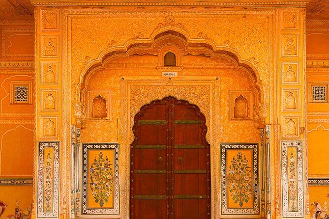 Jaipur Heritage Walk - Artisans | Bazaars | Culinary | Temples (Awarded) - What Makes This Tour Truly Special?