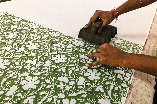 Jaipur Local Shopping Tour with Pickup & Drop-off - A Detailed Look at the Jaipur Local Shopping Tour