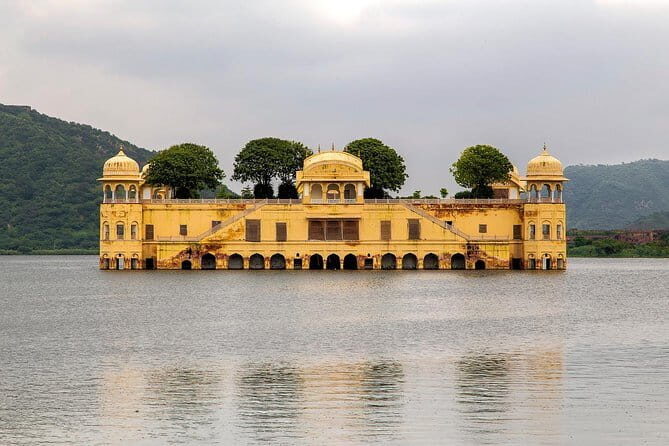 Jaipur One Day Sightseeing Day Tour - Jaipur One Day Sightseeing Day Tour: A Balanced Look at the Capital of Rajasthan